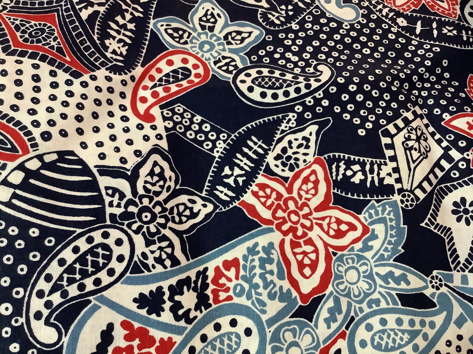 Paisley Print Fabric Samples in 3 Color Ways 3 Pieces 32 to - Etsy