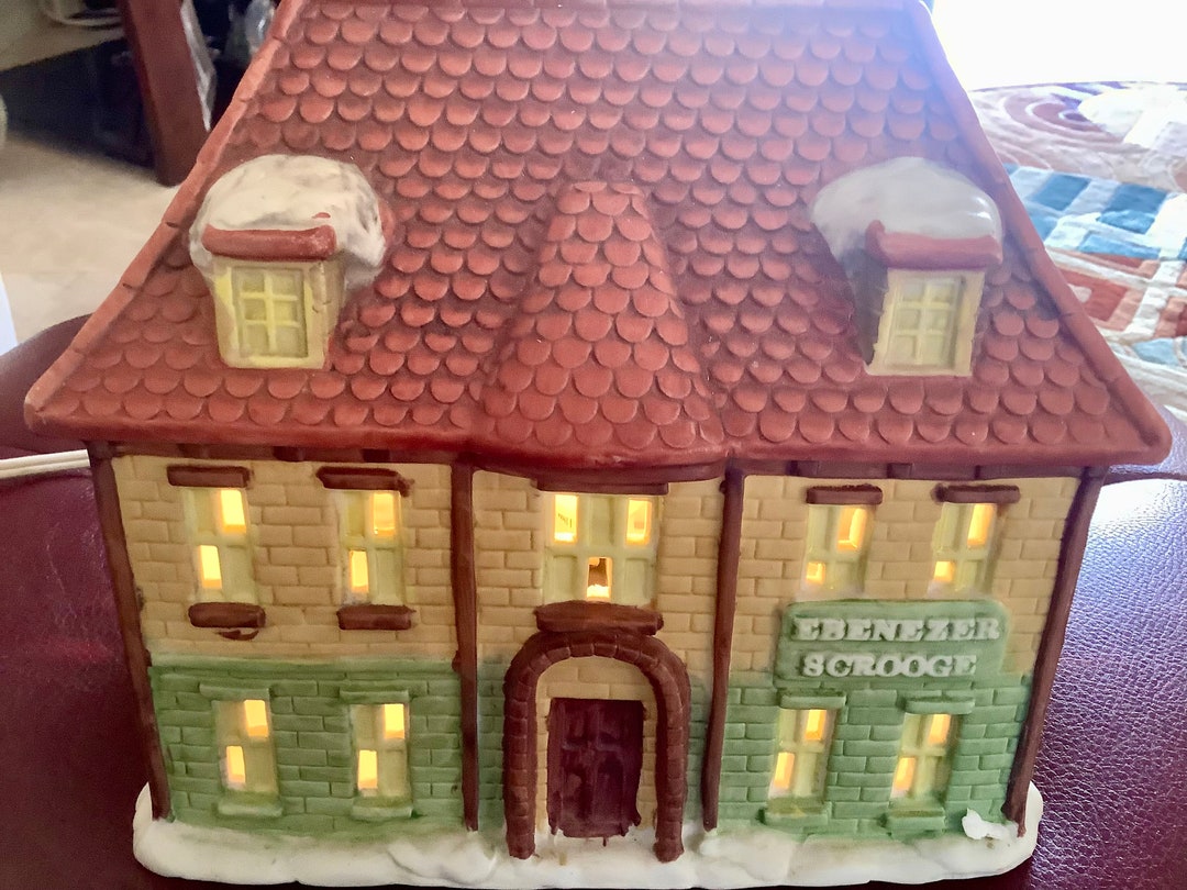 Ebenezer Scrooge Christmas Village House With Light: 1991 National ...