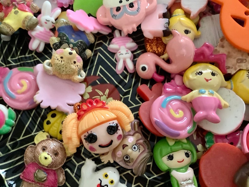 Assorted Plastic Children’s Accessory Charms | Assorted Colors | 50 ...