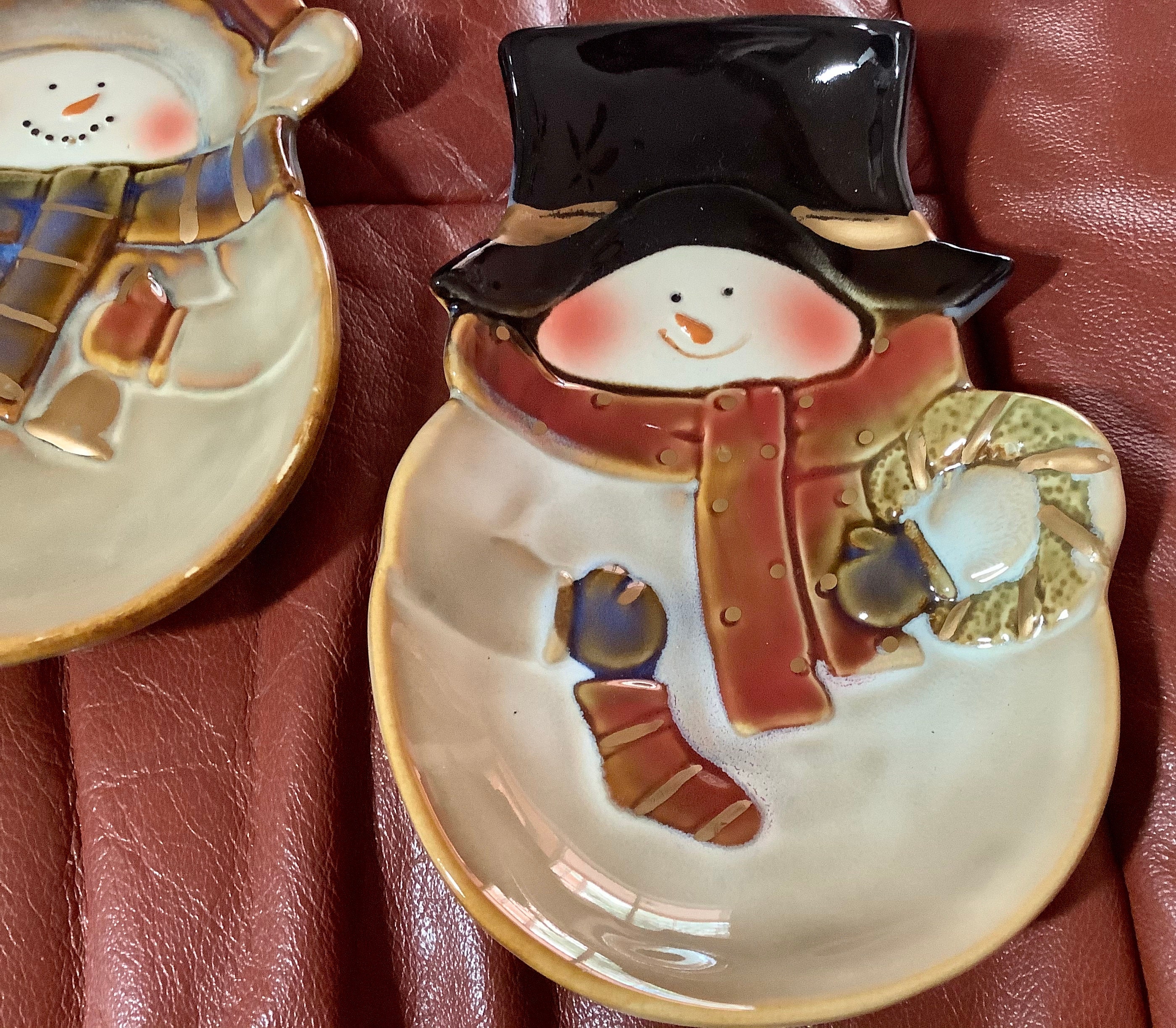 Small Ceramic Snowman Plates Set of 2 6.5 tall 4.5 wide | Etsy