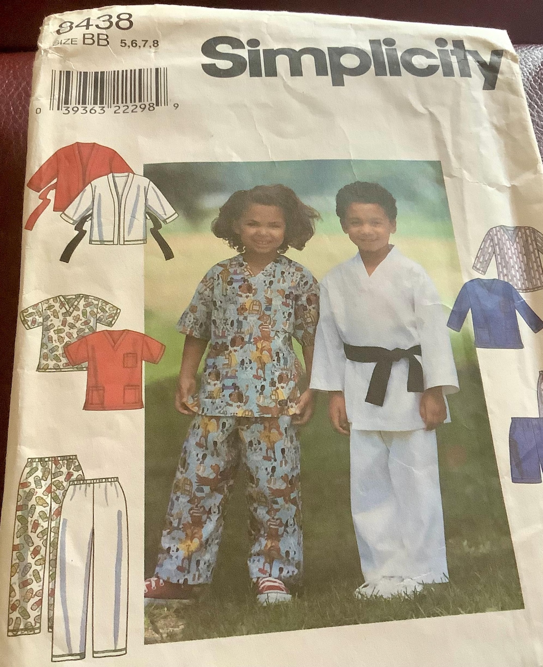 Simplicity 8438 Child’s Martial Arts Belt Robe or Jacket, Pants, Top, Shorts Pattern, Size 5-8 ...