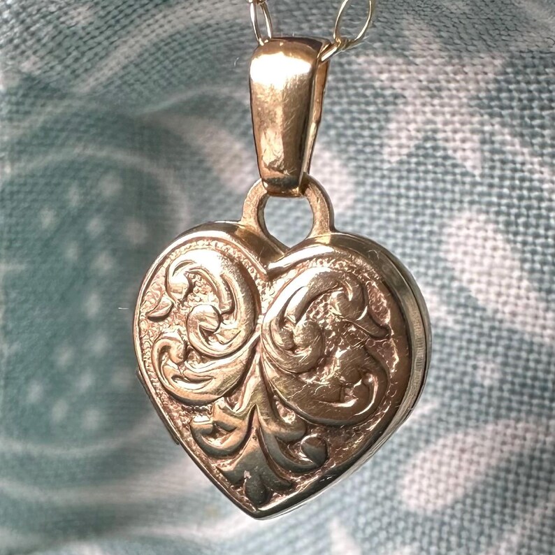Vintage Love Heart Locket, 9 K Solid Gold 375 Pendant 1.5 Cm Tall - Etsy UK