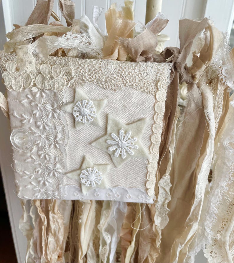 Neutral PATRIOTIC Flag! SHABBY Style! Sari Ribbon Details! Stars/old ...