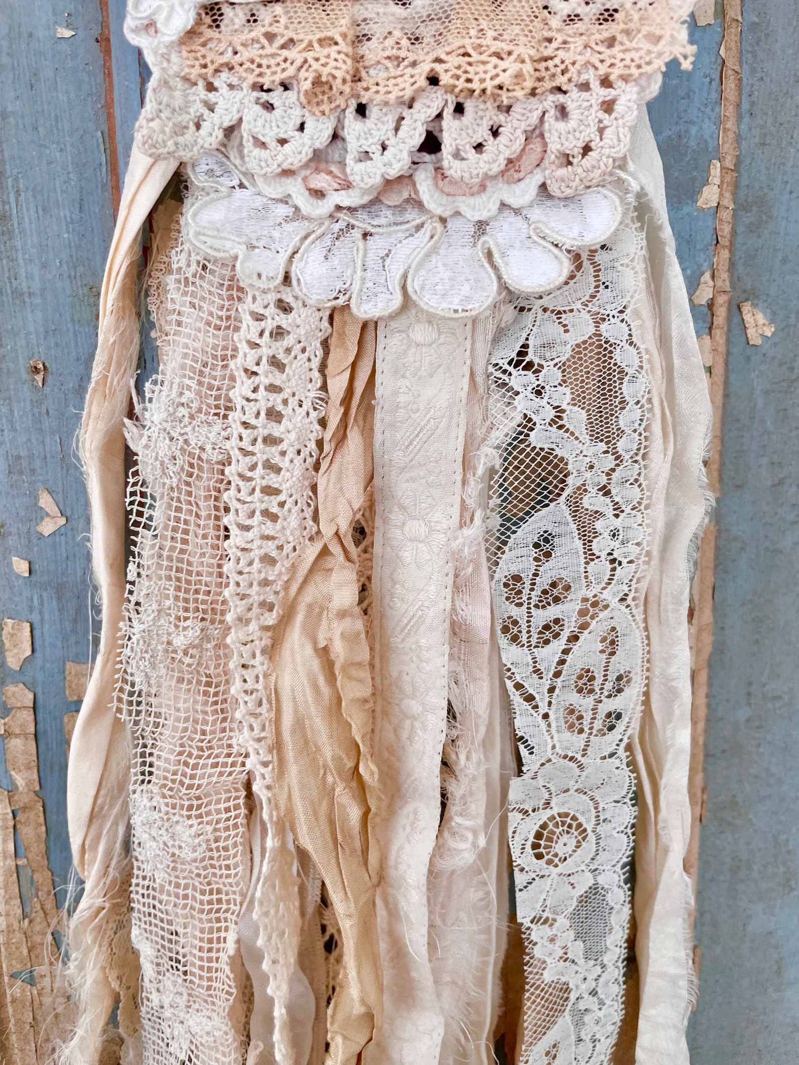 Shabbiest Beautiful Rosette French LACE - Etsy