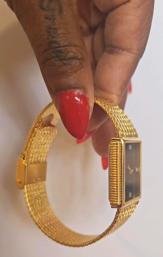 Vintage Xavier Gold Tone Watch New Battery - Gem