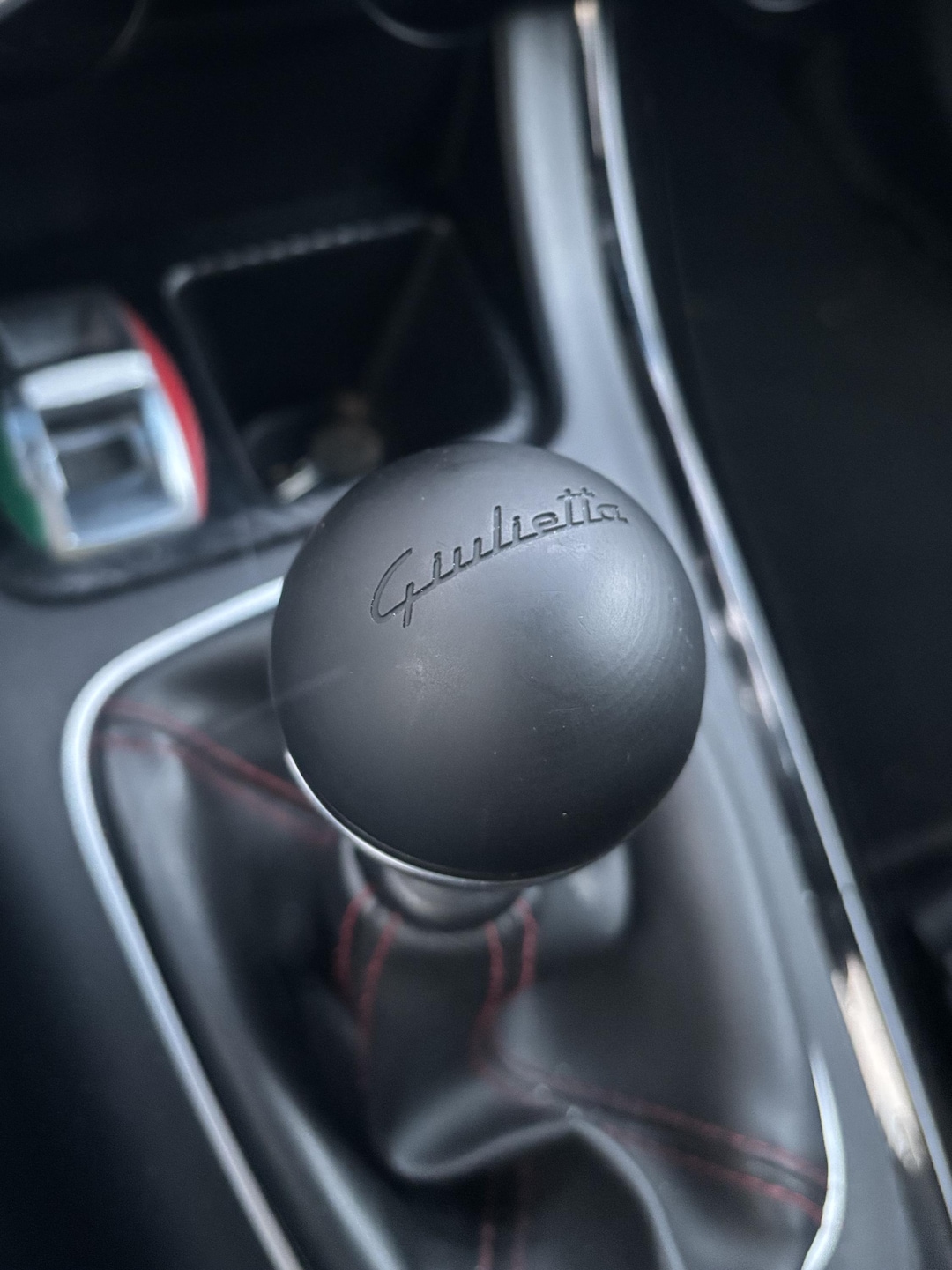 Alfa Romeo Giulietta Gear Knob Cover - Snap-fit, Easy Install, Premium ...