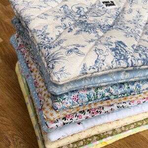 Handmade Quilted Laptop/ipad Tablet Case, Blue Liberty-like Floral ...
