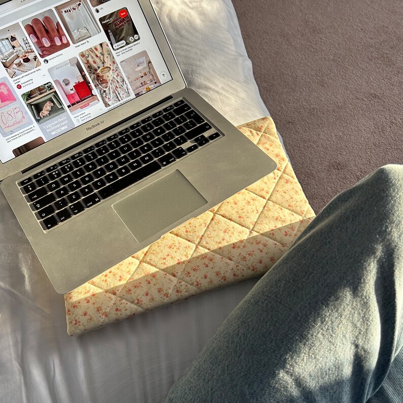 Handmade Quilted Laptop/ipad Tablet Case, Yellow Ditsy Floral Fabric ...