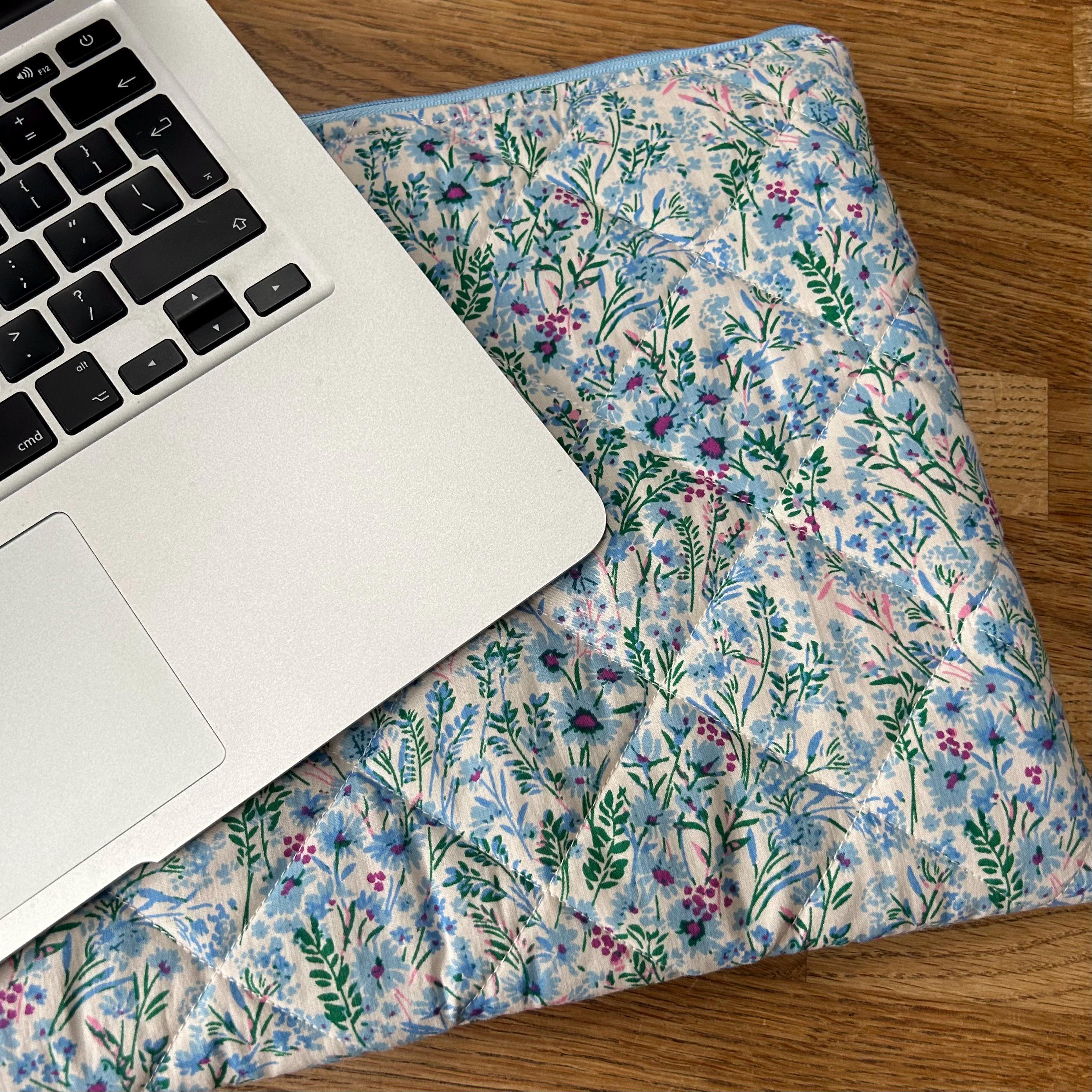 Handmade Quilted Laptop/ipad Tablet Case, Blue Liberty-like Floral ...