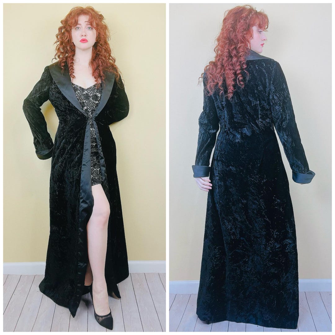 1990s Vintage Dave and Johnny Crushed Velvet Duster / 90s Satin Lapel ...