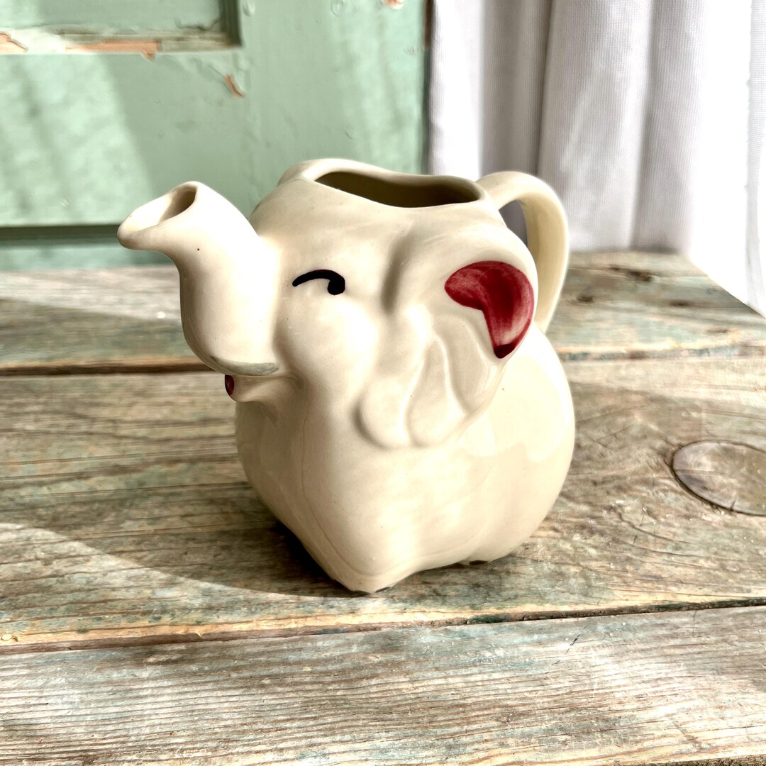 Vintage Shawnee Pottery Elephant Pitcher: Kitsch Cream Syrup Jug - Etsy