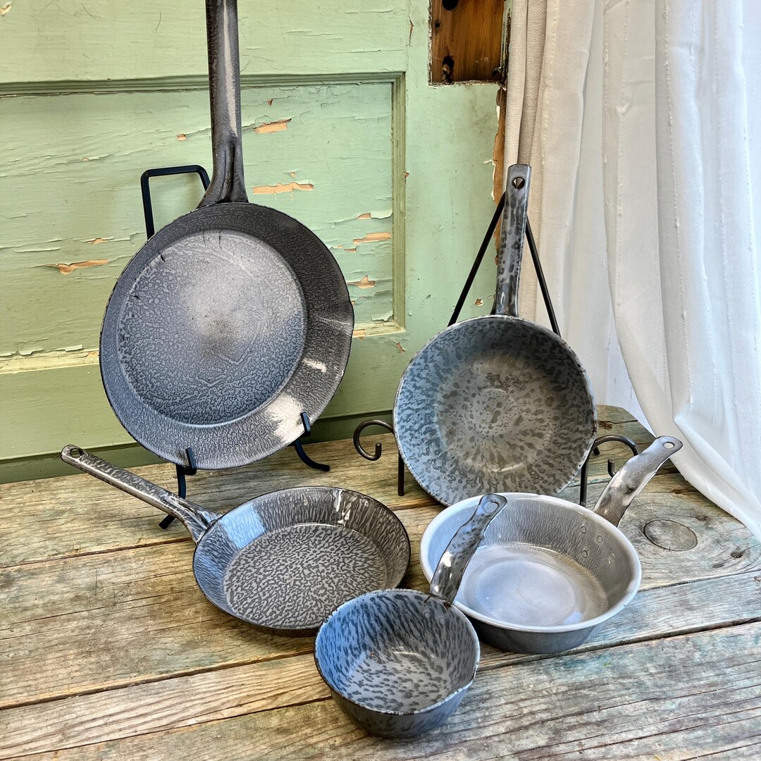 Antique Gray Graniteware Frying Pan: Vintage Enamel Cowboy Skillet - Etsy