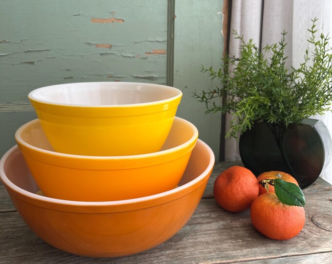 Vintage Pyrex Mixing Bowls, in Citrus Colors, Oven Proof Glass, Set of ...