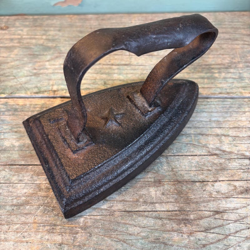 Antique Cast Iron Irons - Etsy