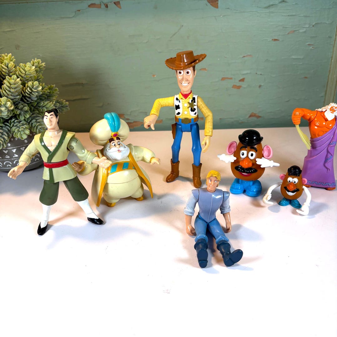 Vintage Fast Food Toys Lot - Mulan, Pocahontas, Toy Story, Aladdin ...