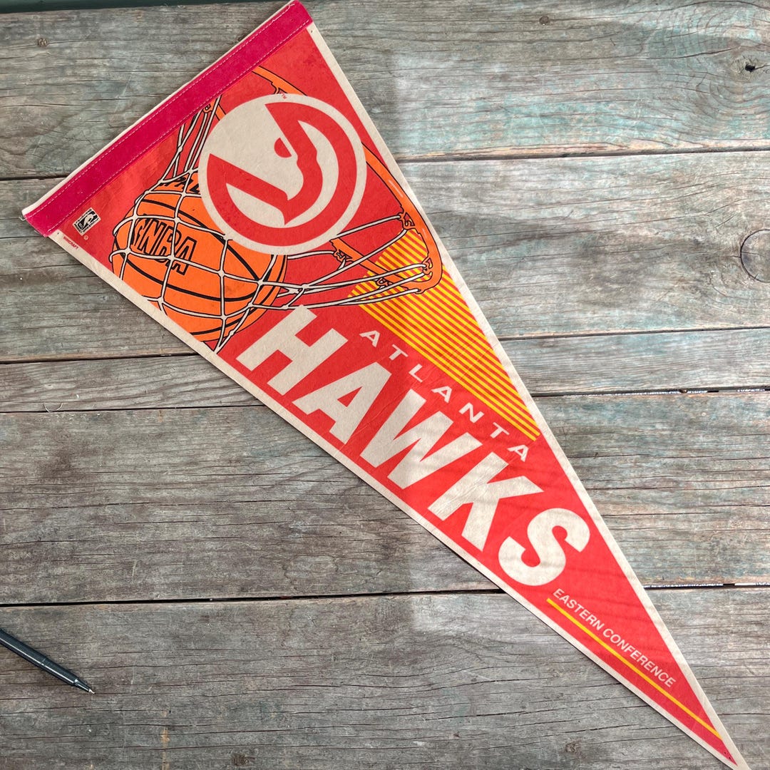 Atlanta Hawks Vintage 30 Felt Pennant, Red, Orange and Yellow, Licensed ...