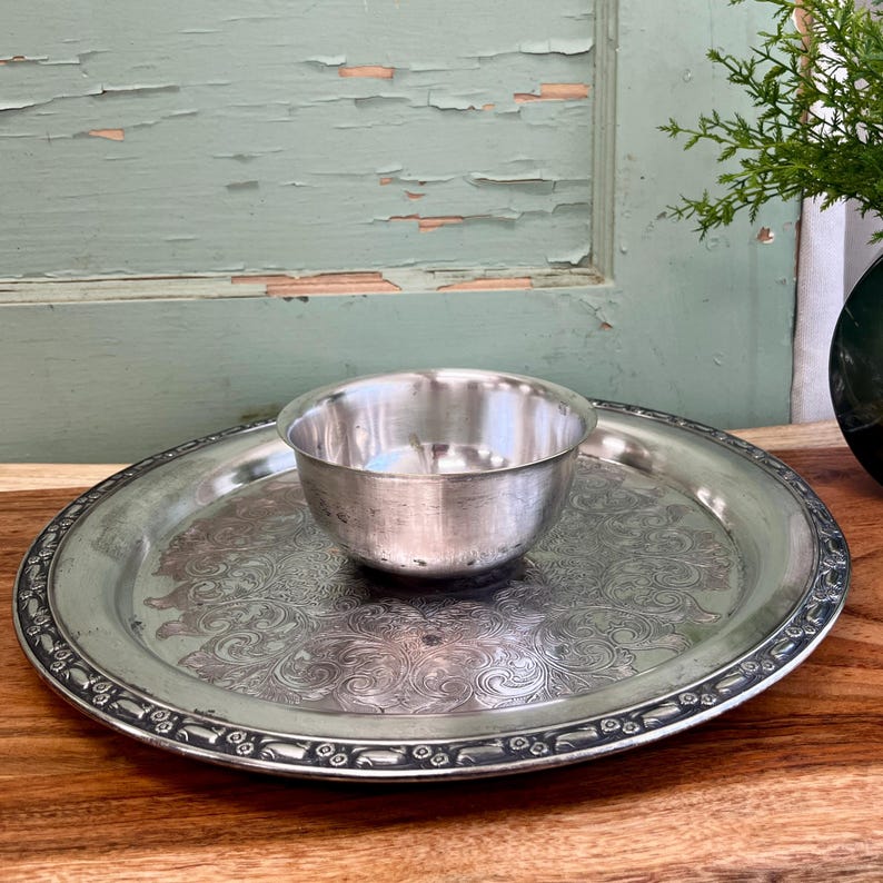 Vintage ONEIDA Silver Plate Tray 12.5 Snack Tray Platter W/ Dip Cup ...