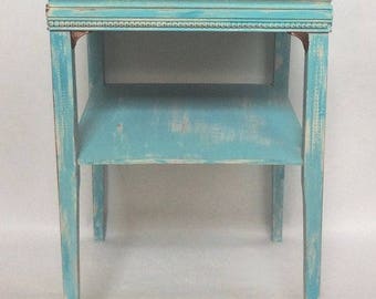 Vintage end table | Etsy