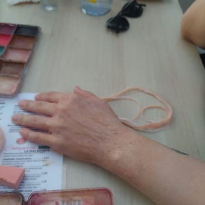 DEGLOVED HAND EFFECT: Ripped Skin Horror Effect - Etsy