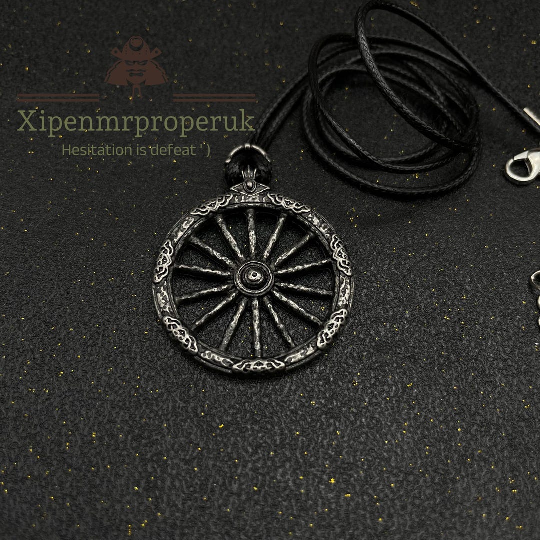 Bloodborne Necklace Wheel Hunter Badge 1.35 Cosplay Gift Bloodborne ...