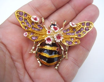Bee Brooch - Etsy