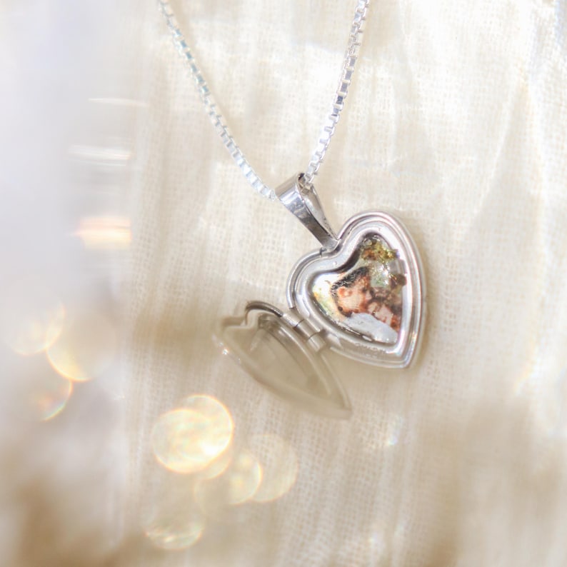 Personalized Heart Locket Necklace. Custom Birth Flower & Name Charm ...