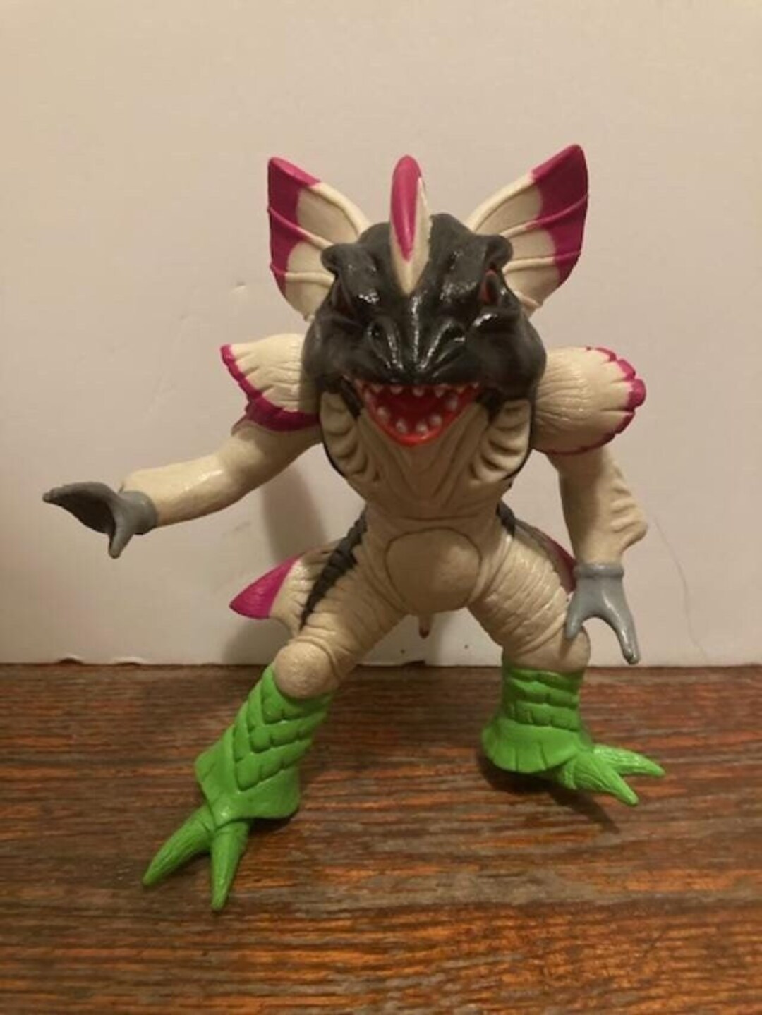 Power Rangers 1993 Evil Space Aliens Deluxe Bandai Pirantis Head 9 ...