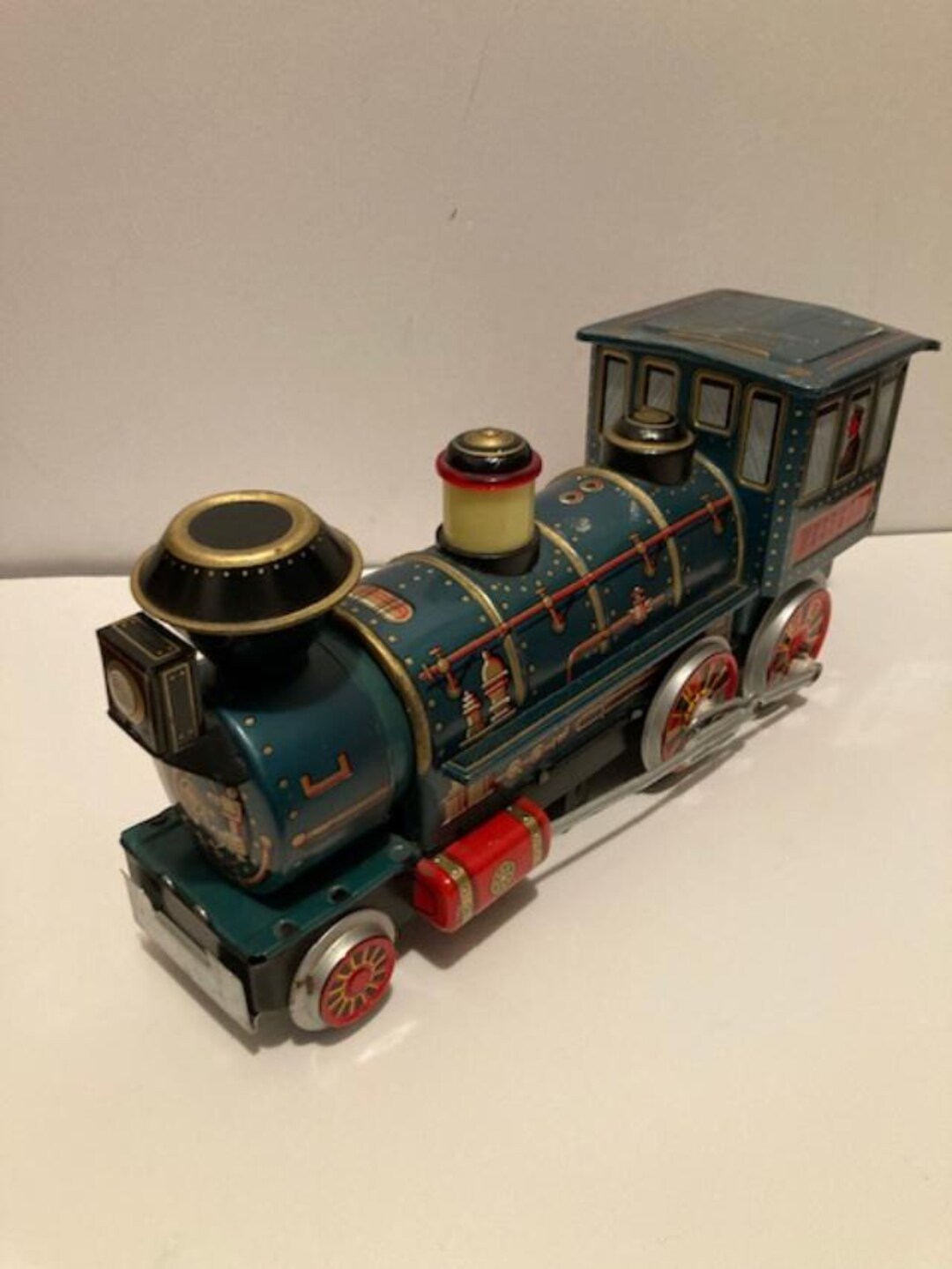 Western Train Special Locomotive Engine Vintage 60's Tin Litho Battery Operated Modern Toys ...