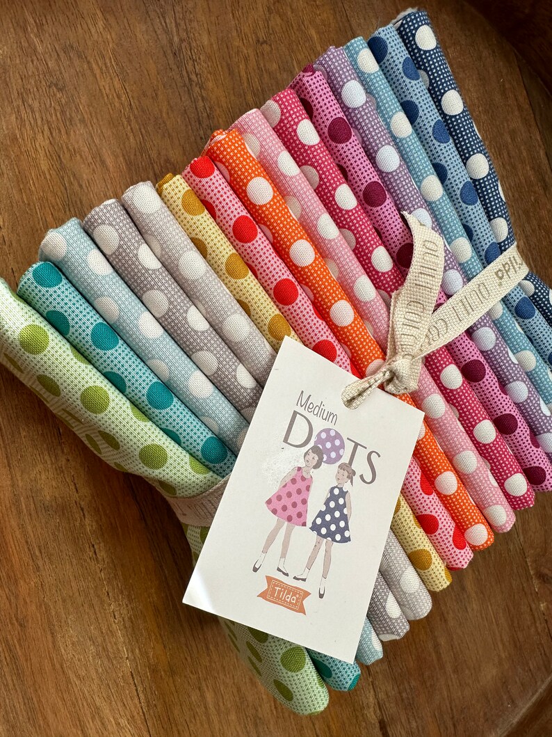 Tilda Medium Dots Fat Quarter Bundle - Etsy