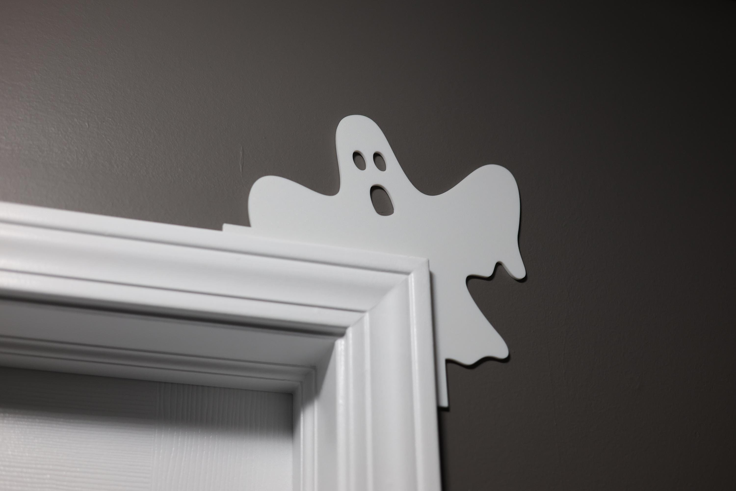 Halloween Spooky Ghost Door Corner 3D - Etsy