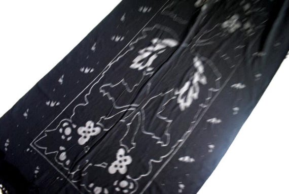 1990 vintage black velvet, luxurious , long scarf/ … - Gem