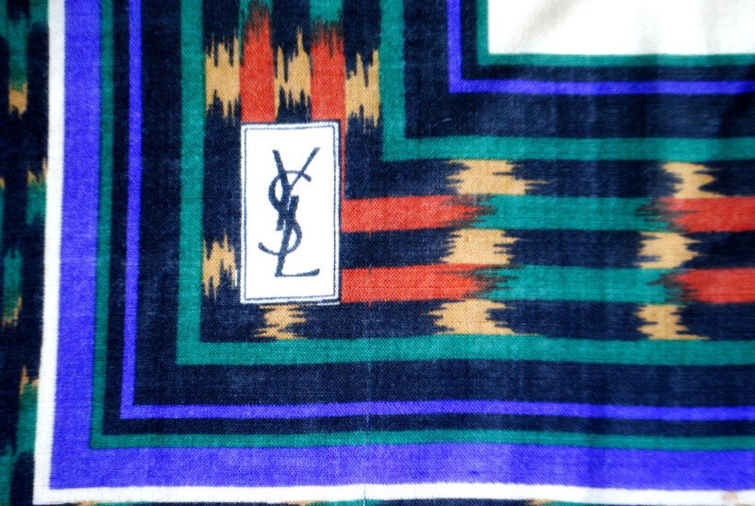 1970 Vintage , Light Wool , Square Shape Scarf With South Western ...