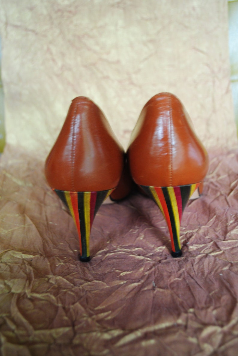 Glamour Vintage 80s Caramel Genuine Leather Shoes With a Multicolor ...