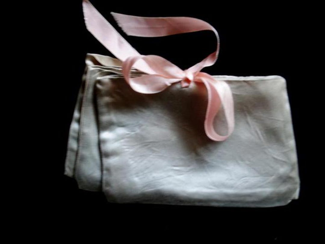 1920 Vintage Pastel Gray Silk, Boudoir Lingerie/ Hanky Small Folder ...
