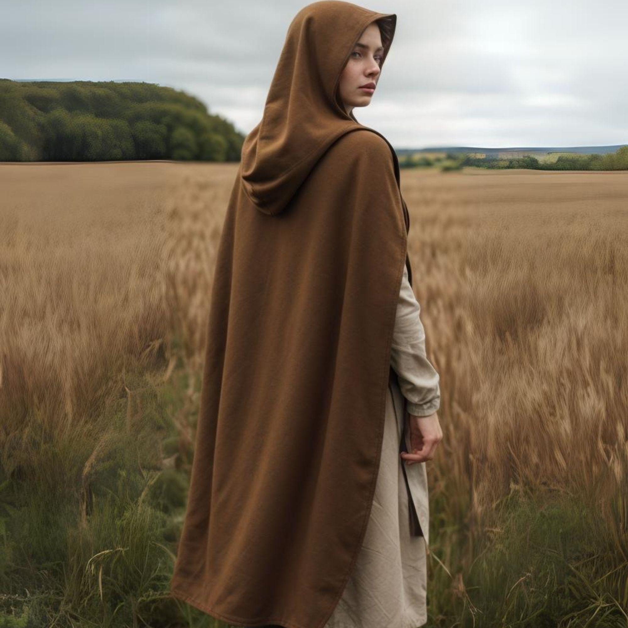 Minimalistic Medieval Women Warrior Hooded Cape Rustic Wanderer Women ...