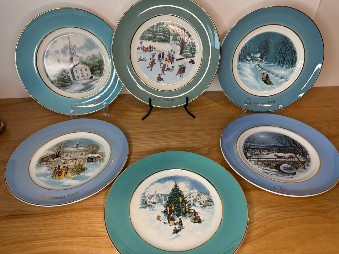 6 Vintage Christmas Collectible Plates - 1970s Wedgwood Holiday Decor ...