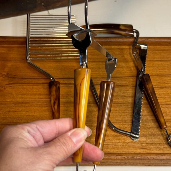 Bakelite Cake Cutter - Etsy