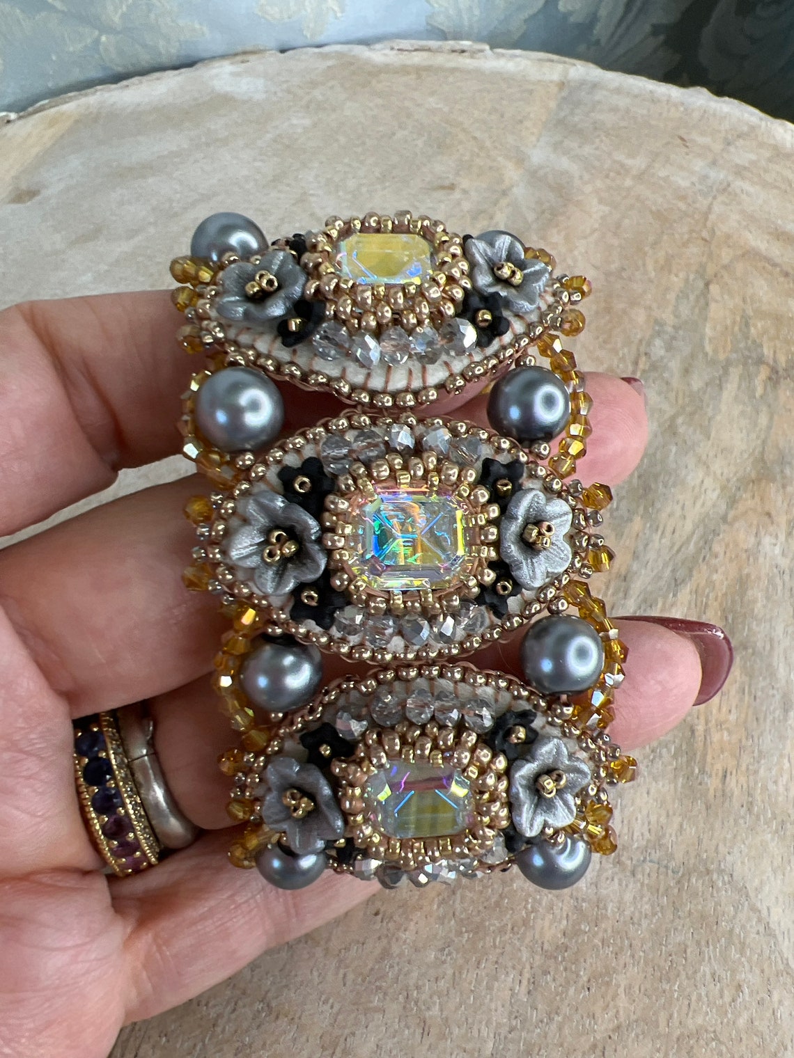 Black and White Carousel Bracelet - Etsy