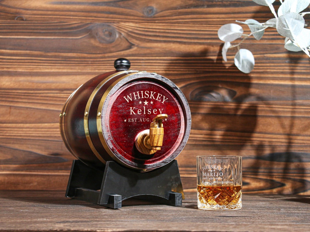 Engraved Whiskey Barrel | Groomsmen Gift | Best Man Gifts for Men Dad ...