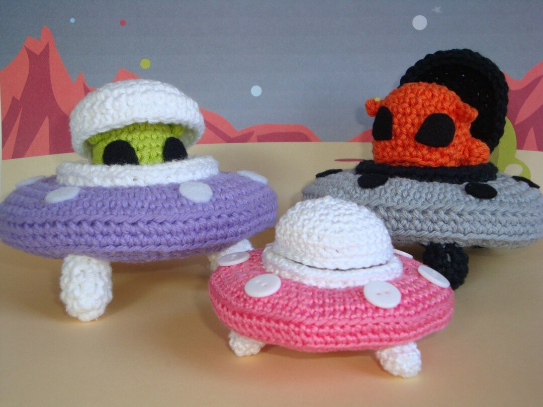 UFO With Alien PDF Crochet Pattern - Etsy