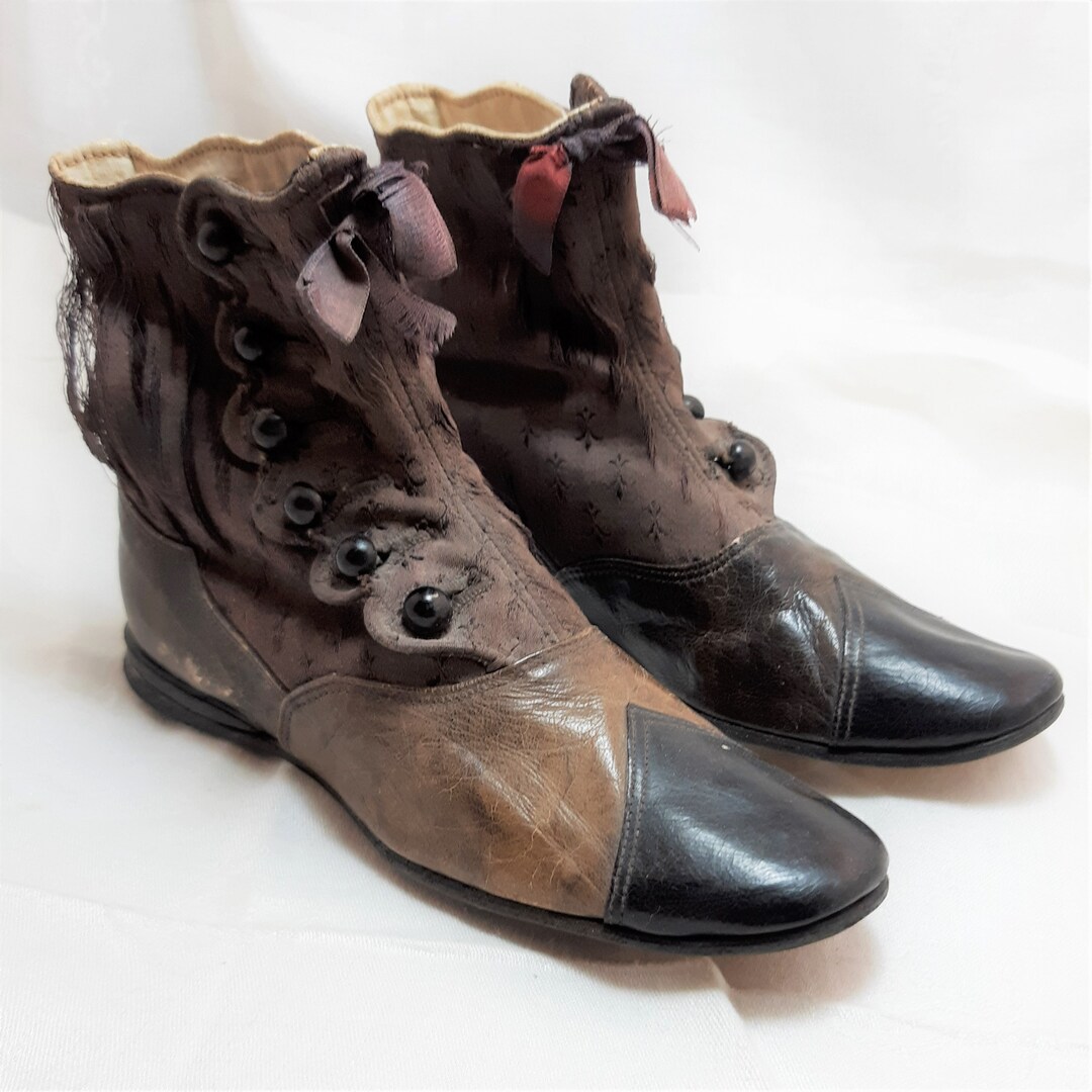 Antique Victorian Girls Button Shoes: Fleur-de-lis Silk & Leather ...