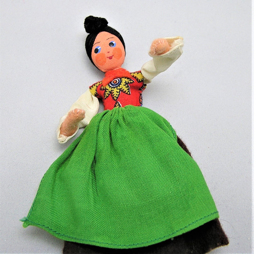 Vintage BAPS Doll Puppet. Woman International Doll in Red and Green ...