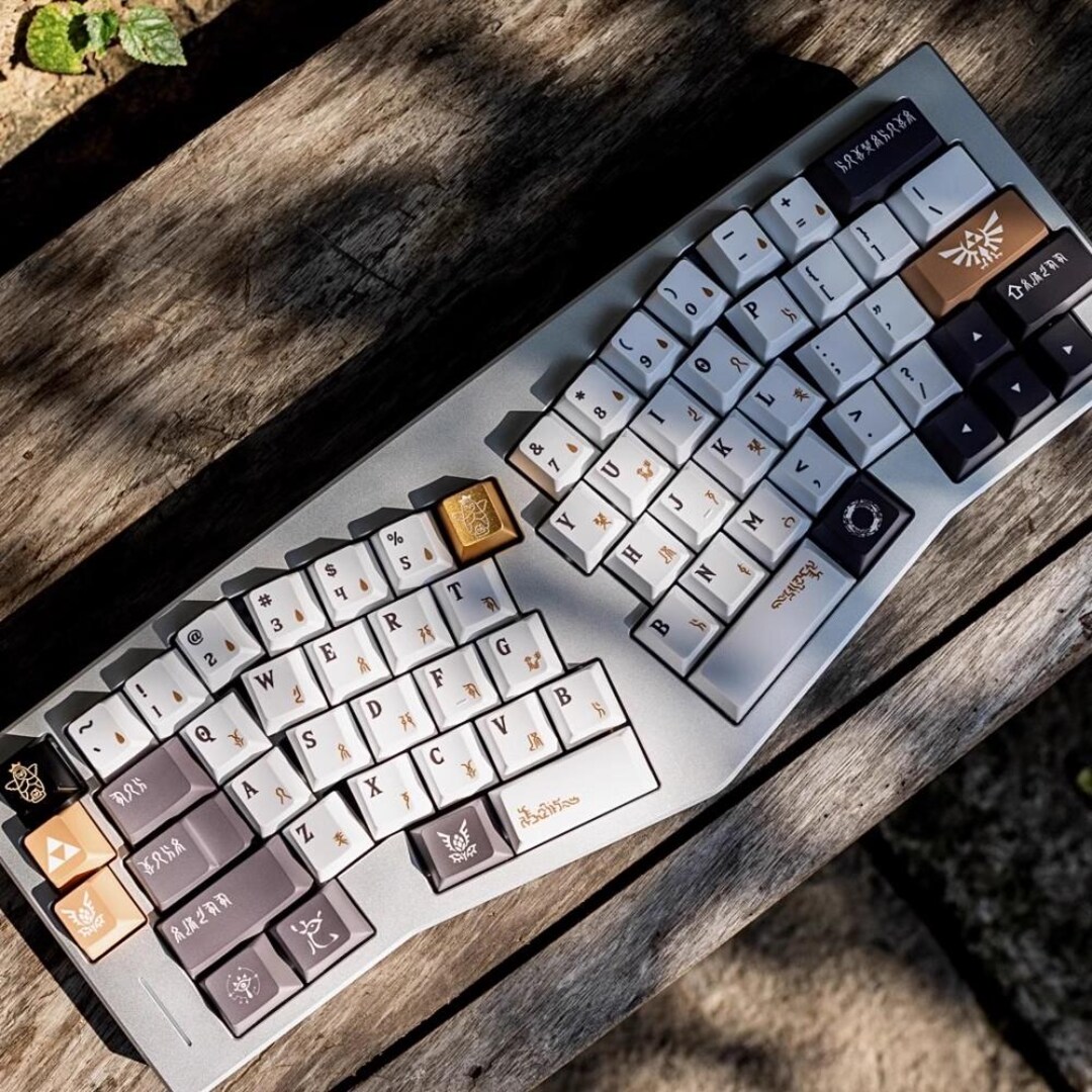 The Legend of Zelda: Tears of the Kingdom-themed Keycaps（black/gold CNC ...