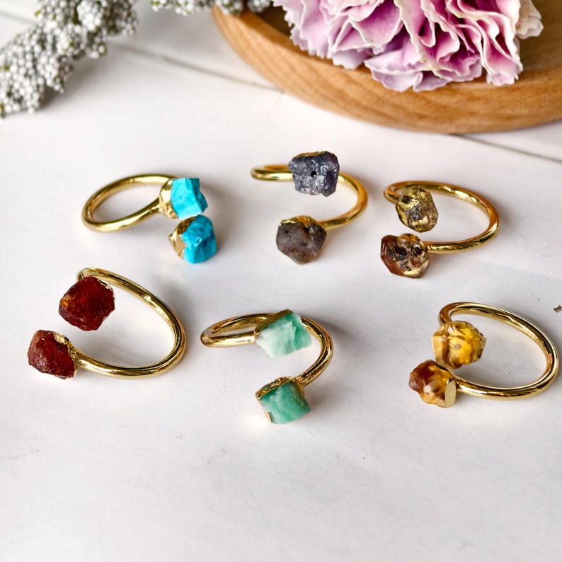 18k Gold Raw Gemstone Ring, Adjustable Crystal Birthstone Jewelry - Etsy