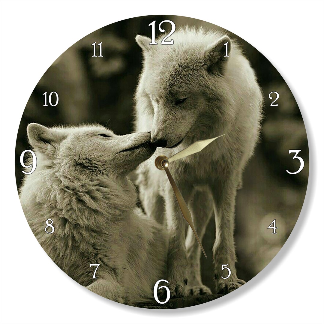 Wolf Wall Clock Painted 12" Made Out of Vintage Vinyl Record, Wolf Wall ...