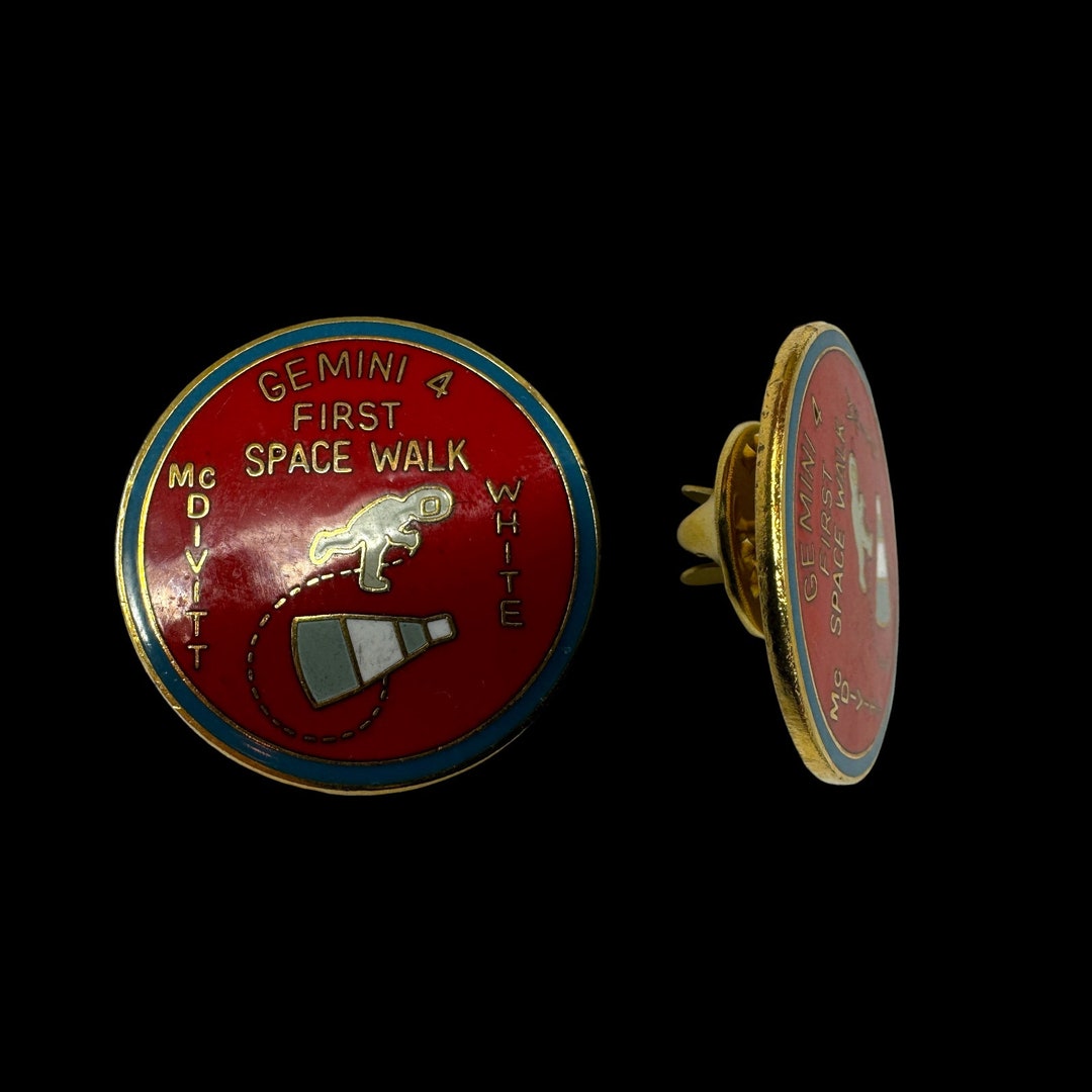 RARE Original Gemini 4 Mission Pin first Spacewalk Vintage 1965 NASA ...