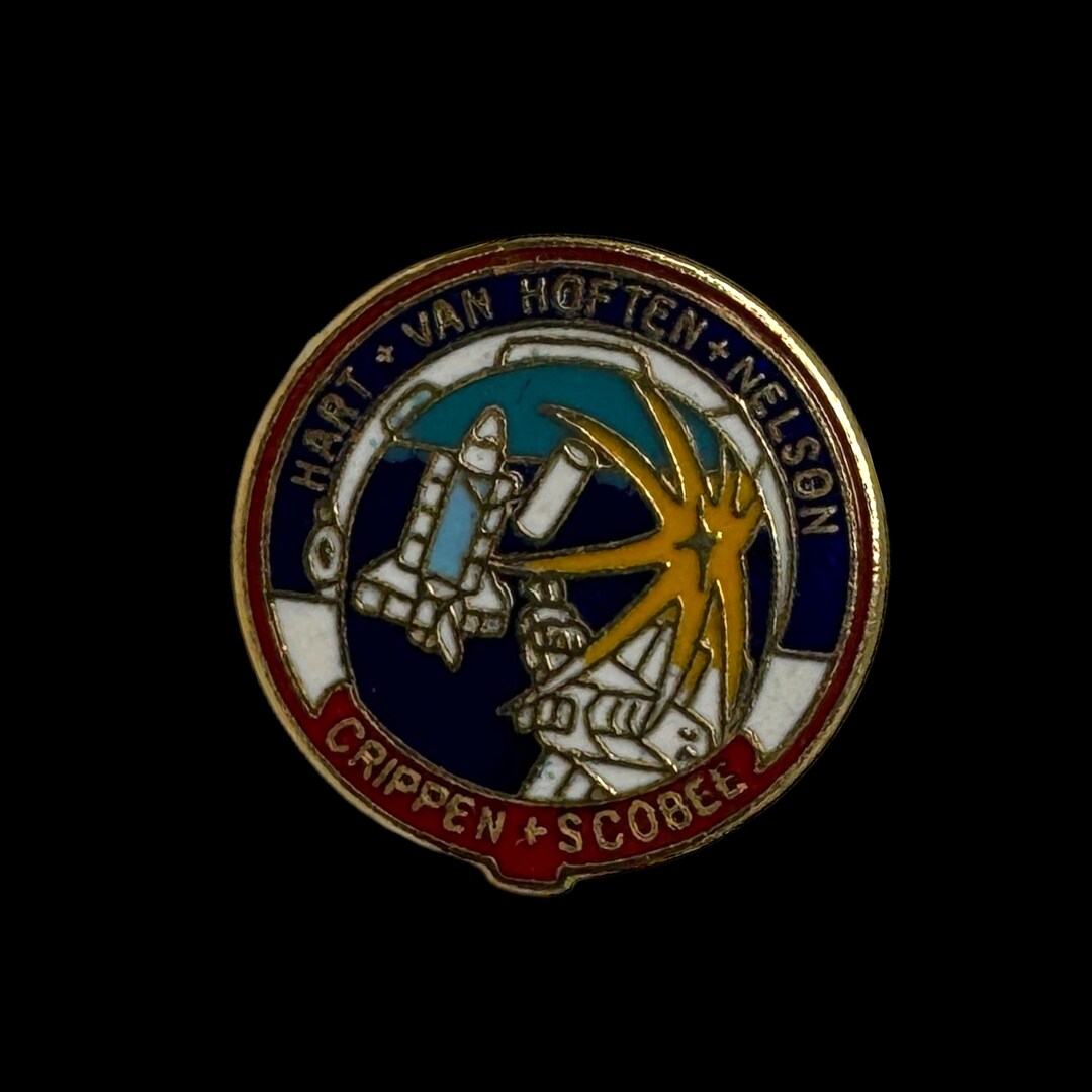 1984 NASA STS-41-C Challenger Mission Pin: Vintage Space Collectible (C ...