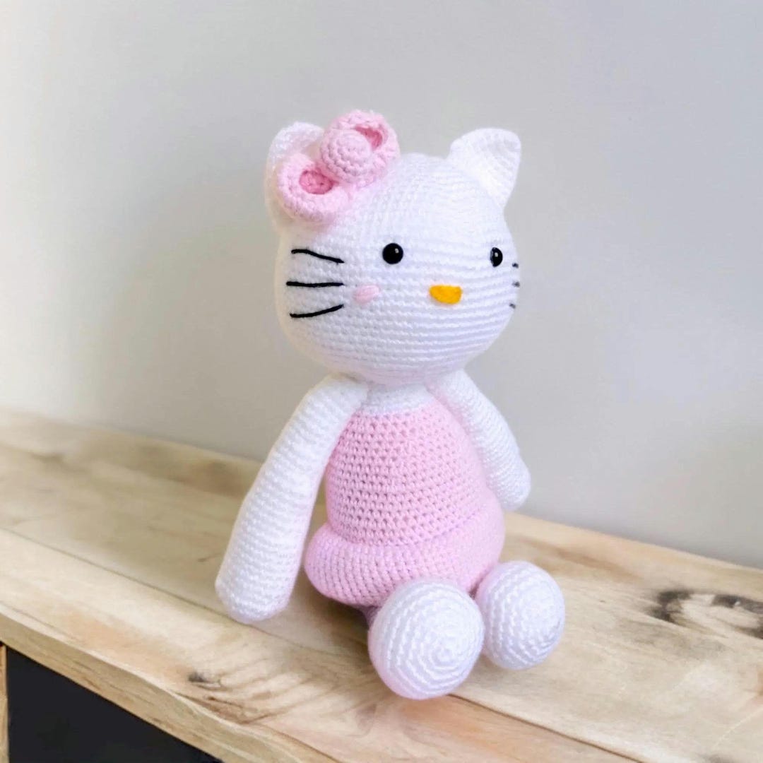 Crochet Cat Pattern Amigurumi Plush Toy, Handmade Cat Stuffed Toy ...
