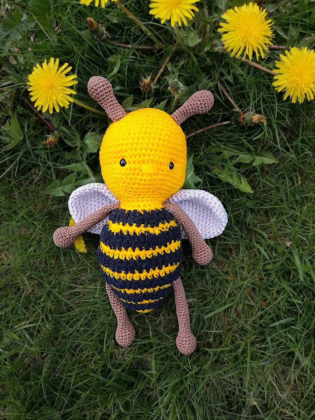 Crochet Honey Bee Pattern Amigurumi Bee Tutorial DIY Cute Insect Plush ...