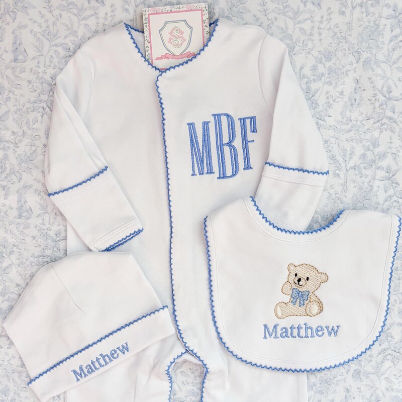 Newborn First Outfit - Etsy